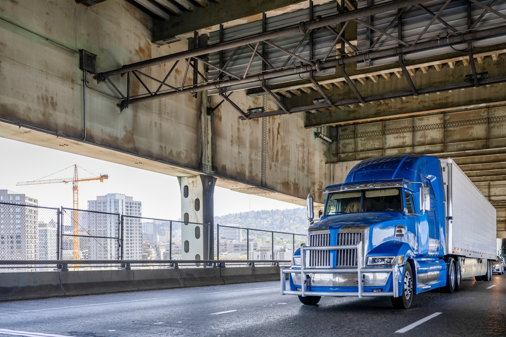 How to Prove a Semi-Truck Driver Was Negligent | Free Consult